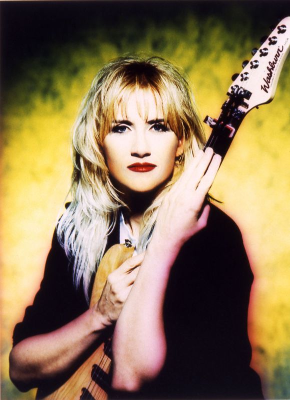 Jennifer Batten - Nejen dlouholetá kytaristka Michaela Jacksona | Muzikus